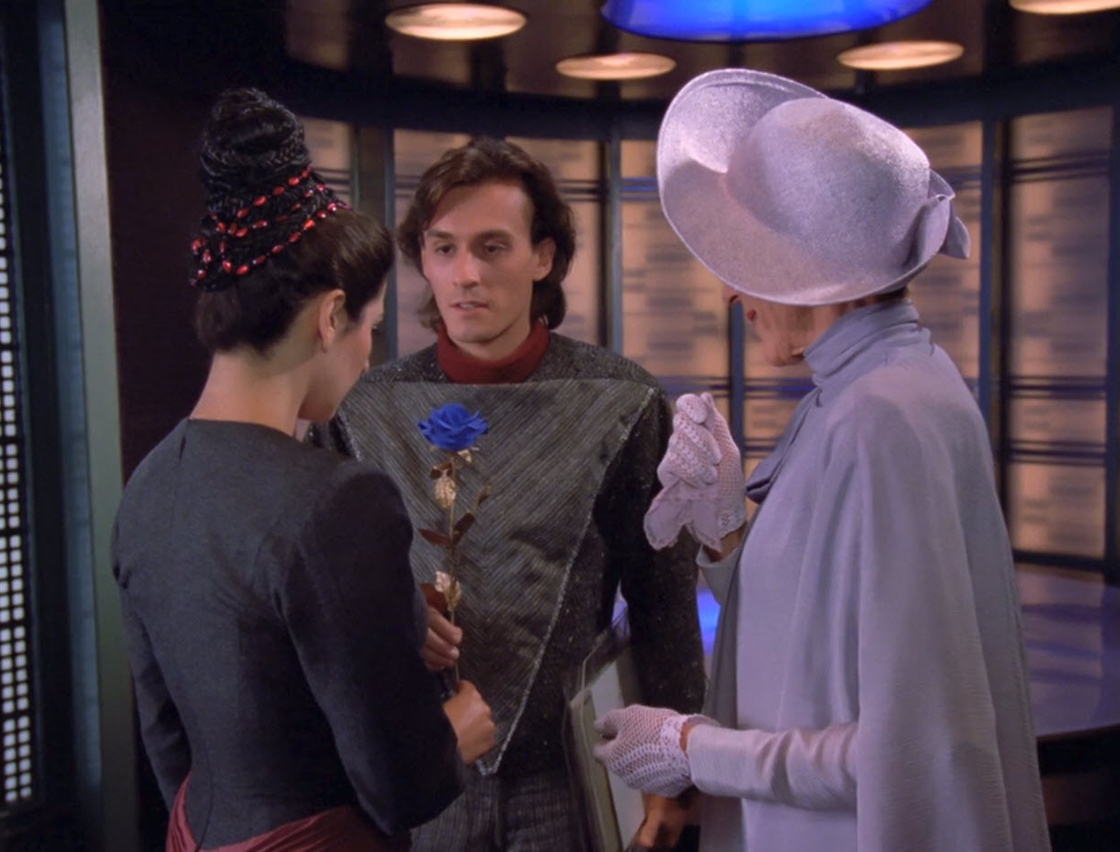 Retro TV Review: Star Trek TNG SSN 1 Episode 10 Haven – Late to the ...