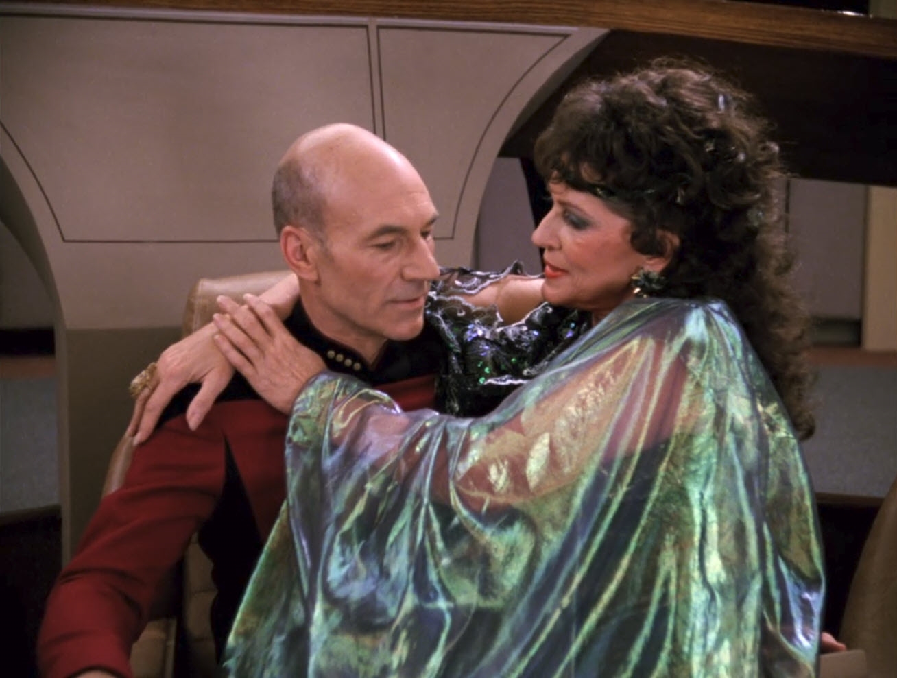 Retro TV Review: Star Trek TNG SSN 3 Episode Twenty Four: Menage a Troi ...