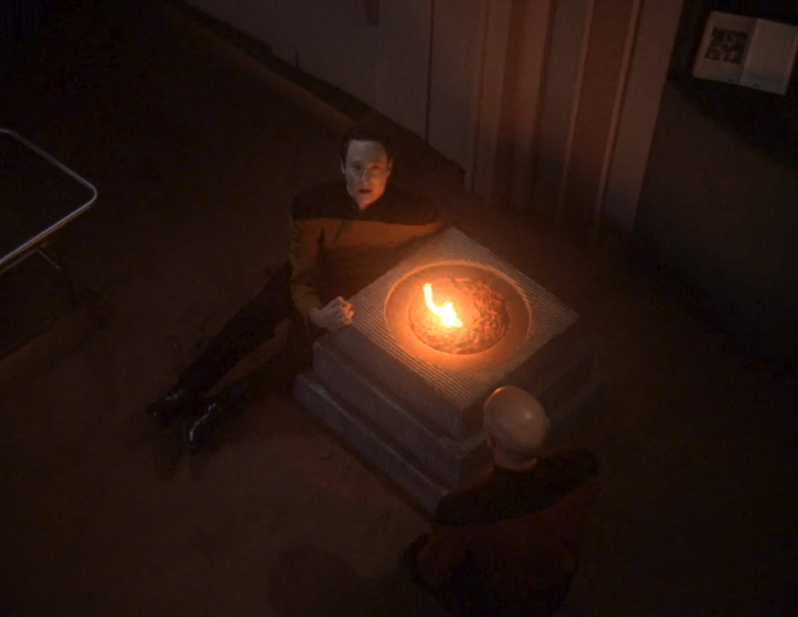 Retro TV Review: Star Trek TNG SSN 7 : Episode Seventeen: Masks – Late ...