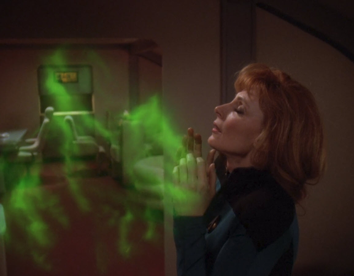 Retro TV Review: Star Trek TNG SSN 7 : Episode Fourteen: Sub Rosa ...