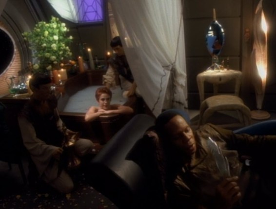 Retro TV Review: Star Trek DS9 SSN Two Episode Twenty-Three: Crossover ...