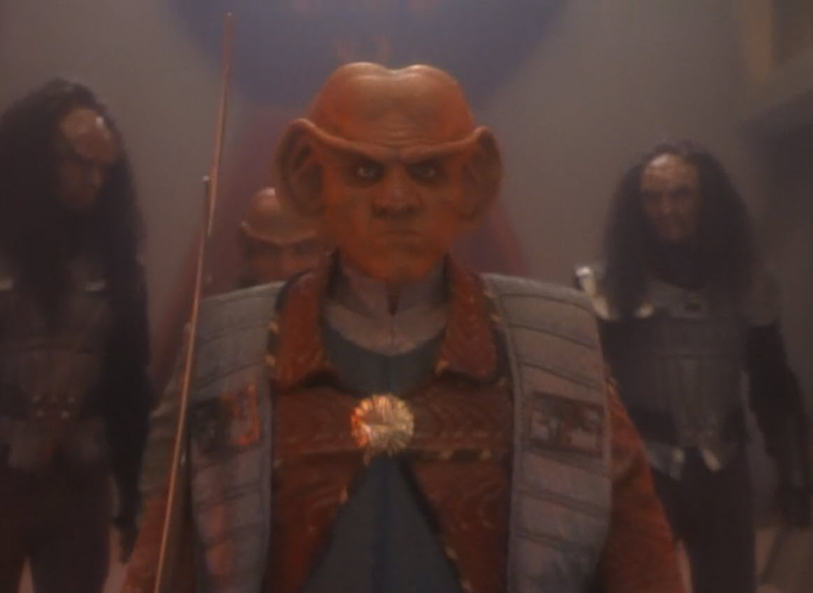 Retro TV Review: Star Trek DS9 SSN Three Episode Three The House of ...