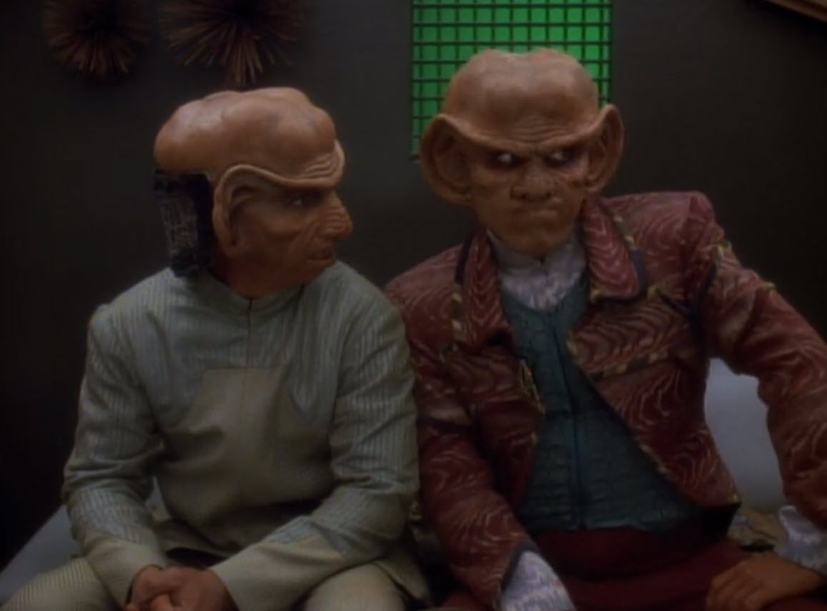 Retro TV Review: Star Trek DS9 SSN Three Episode Sixteen Prophet Motive ...