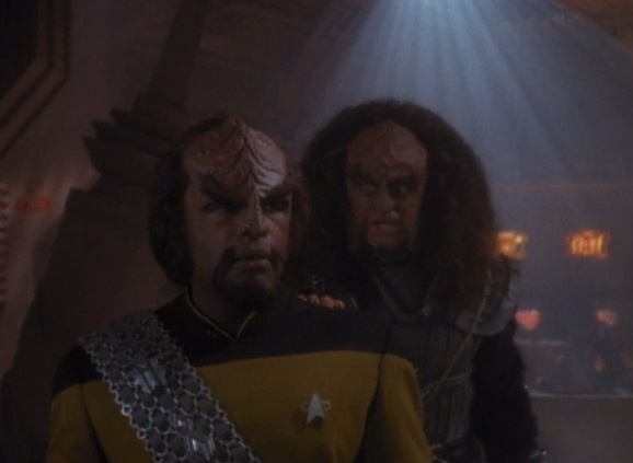 Retro TV Review: Star Trek DS9 SSN Four Season Premier. Episode One ...