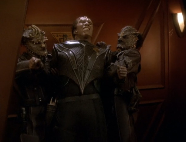 Retro TV Review: Star Trek DS9 SSN 7 Episode Twenty-Five: The Series ...