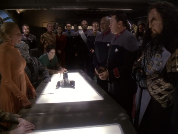 Retro TV Review: Star Trek DS9 SSN 7 Episode Twenty-Five: The Series ...