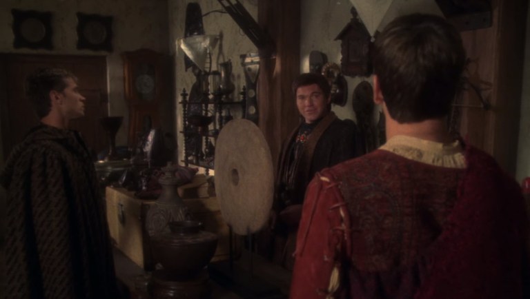 Retro TV Review: Star Trek Enterprise Season One Episode Eight ...